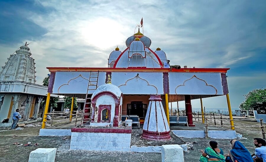 Rudrayani Devi Temple Chincholi Rudrayani, Barshi Takli, Dist. Acola ...