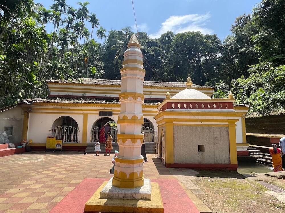 Mulveer Temple Malpe, Tal. Pedne, Dist. North Goa - Pilgrim Data Services